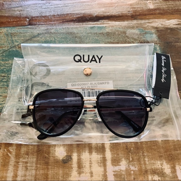 Quay Australia | Accessories | Nwt Quay All In Mini Black Gold | Poshmark